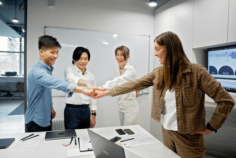 “Good Job” in Japanese: Otsukaresama Meaning, Definition, and ...